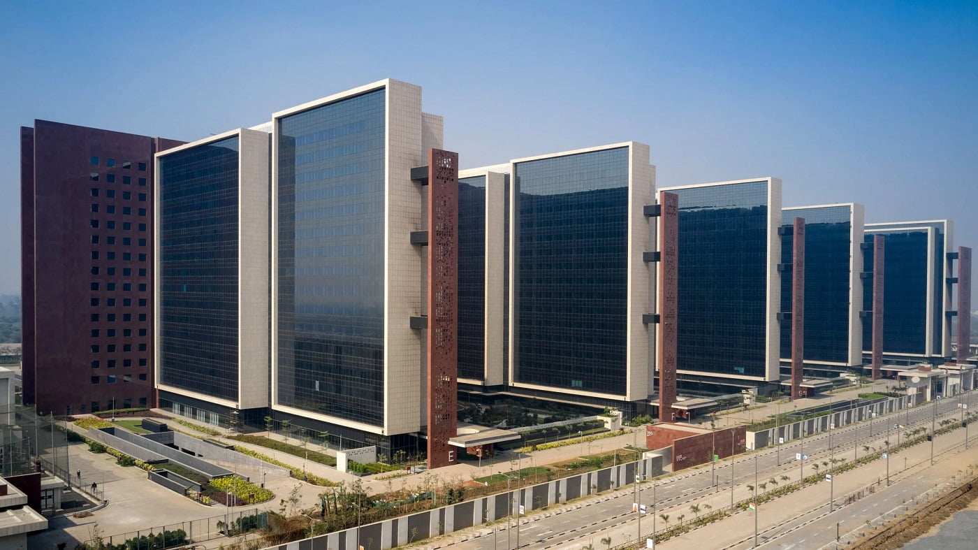 Surat Dimond Bourse – World’s Largest Office Building in Bharat ...