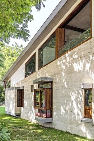 Modern Villa House of Gulmohar Greens at Telav, Ahmedabad by Studio 4000